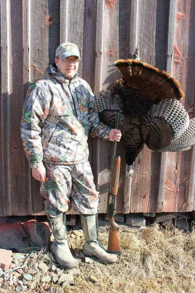 How to Hunt Farmland Turkeys in Spring - TideWe
